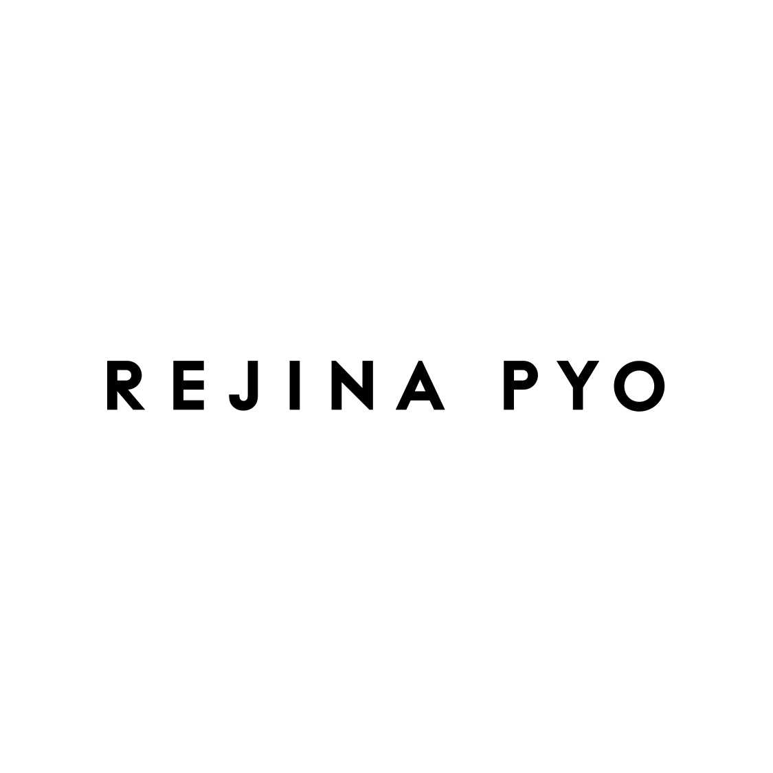 레지나표(REJINA PYO) | 후루츠패밀리 - 빈티지, 세컨핸드 패션 중고거래 앱