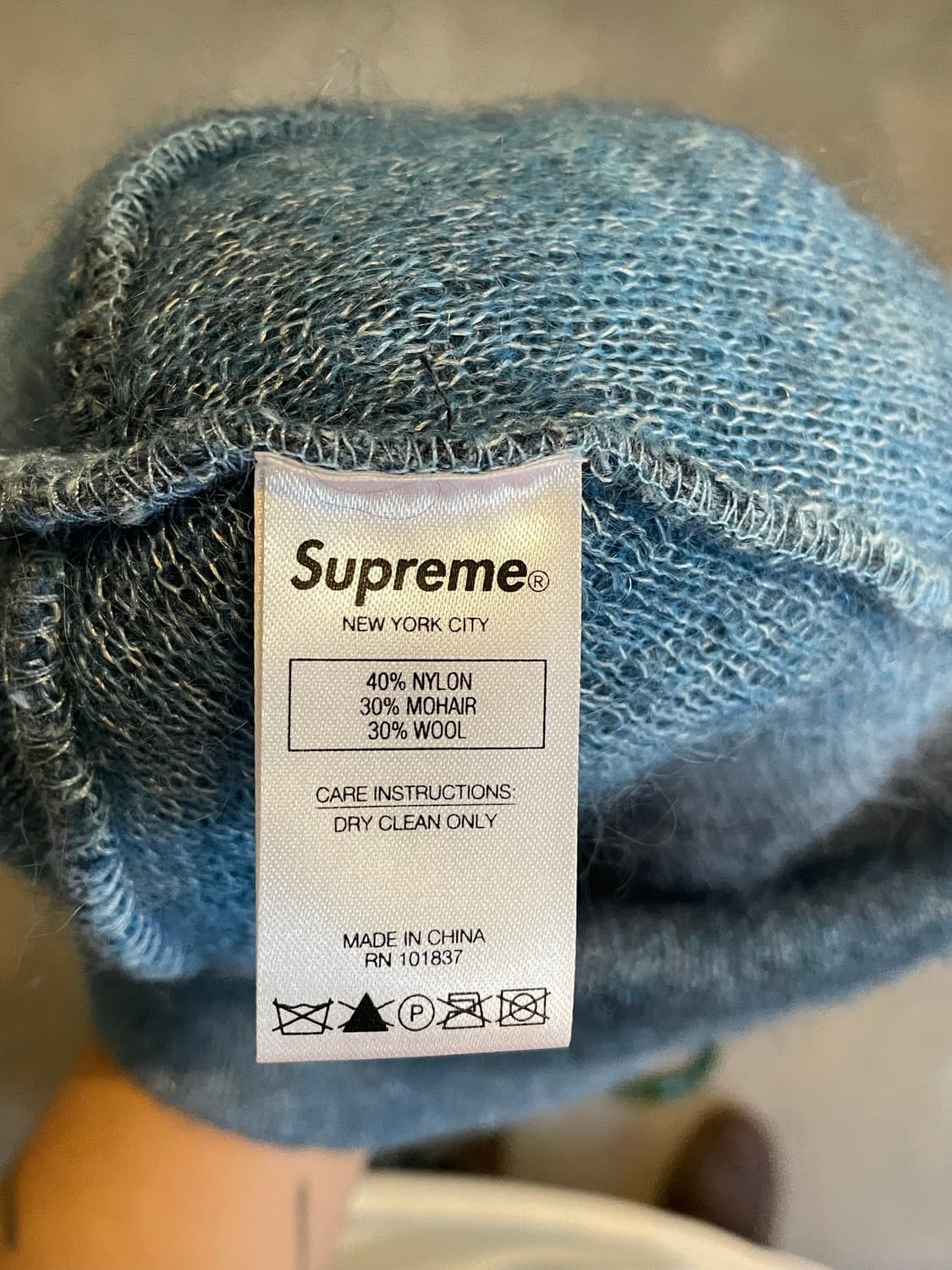 Supreme 19Fw mohair beanie | 후루츠패밀리