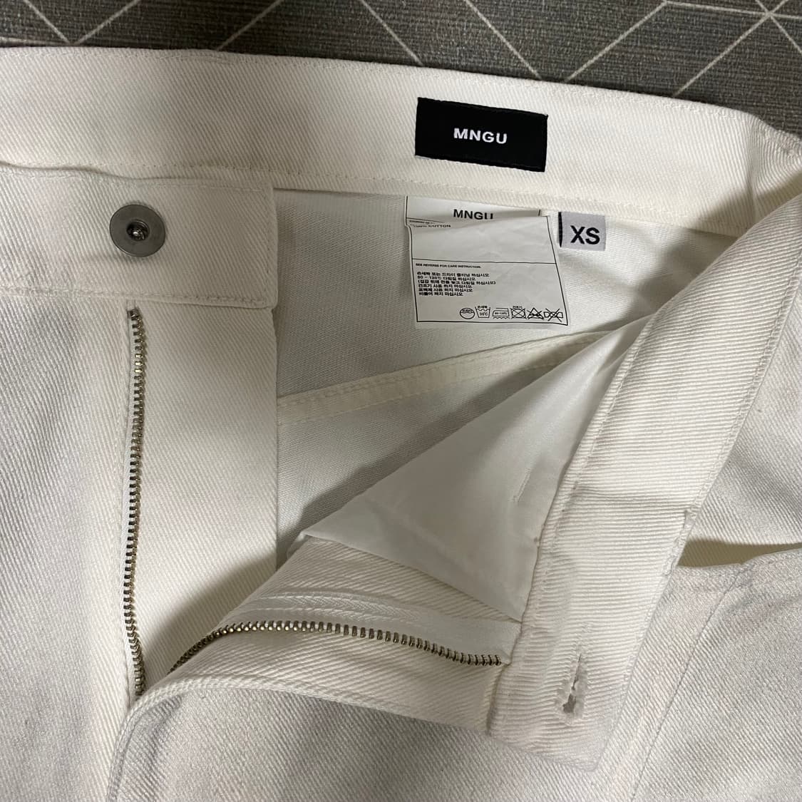 MNGU 레이싱 팬츠 크림 | 후루츠패밀리