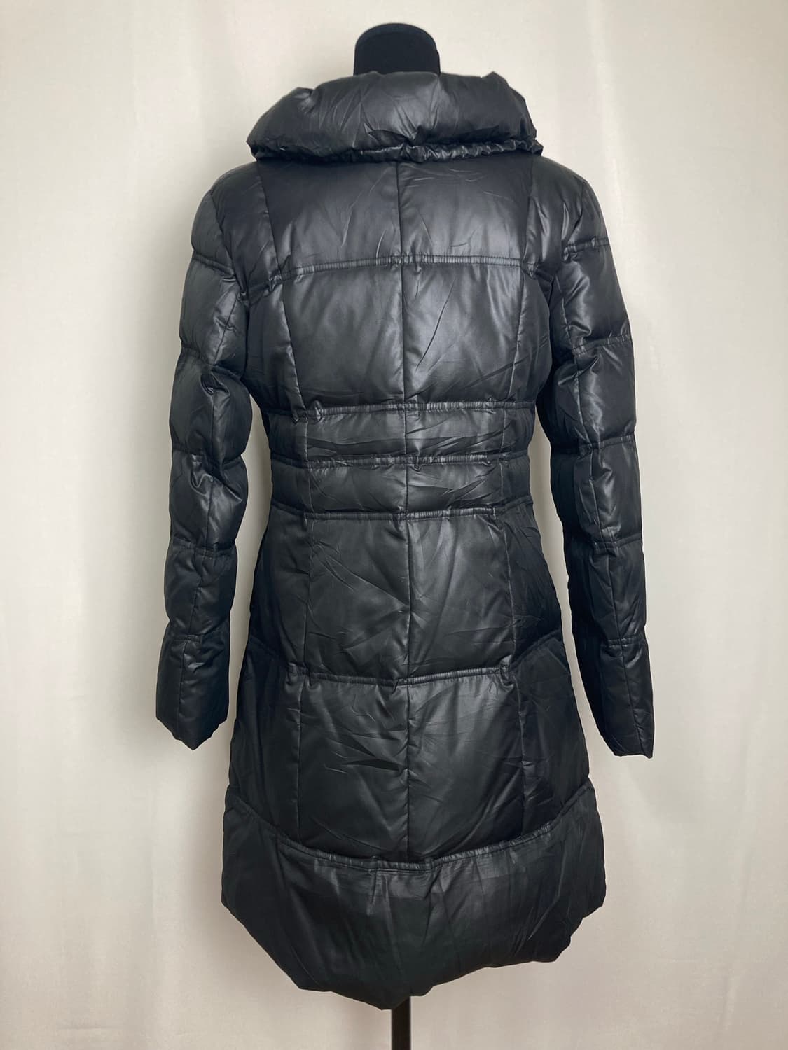 VINTAGE POINT NECK PADDING | 후루츠패밀리