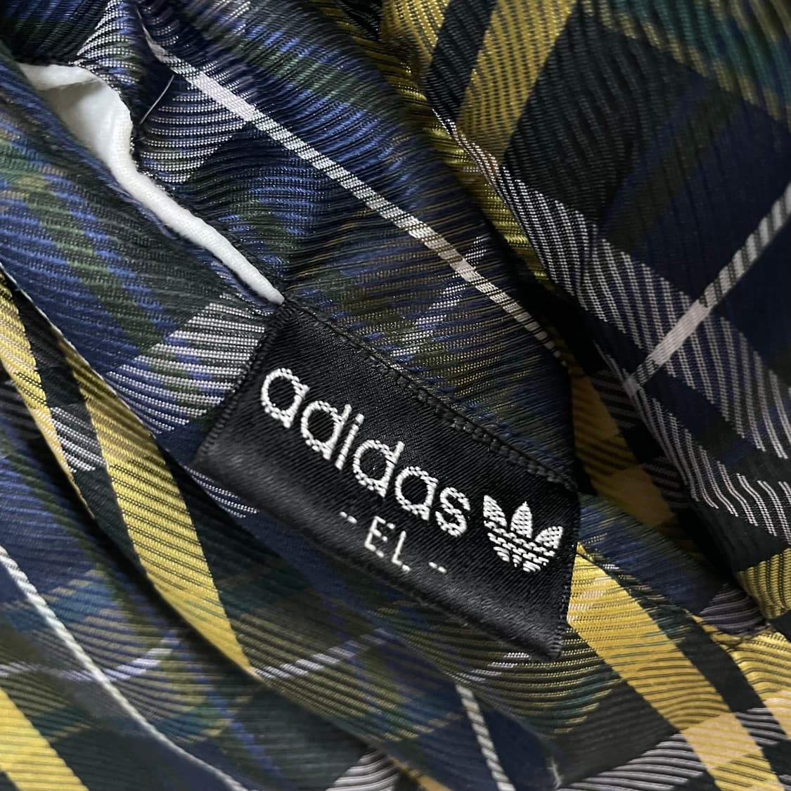 adidas reversible padding | 후루츠패밀리