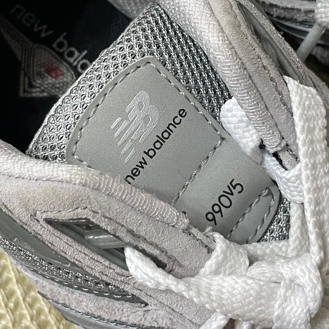 뉴발란스 990 V5 운동화 | 후루츠패밀리