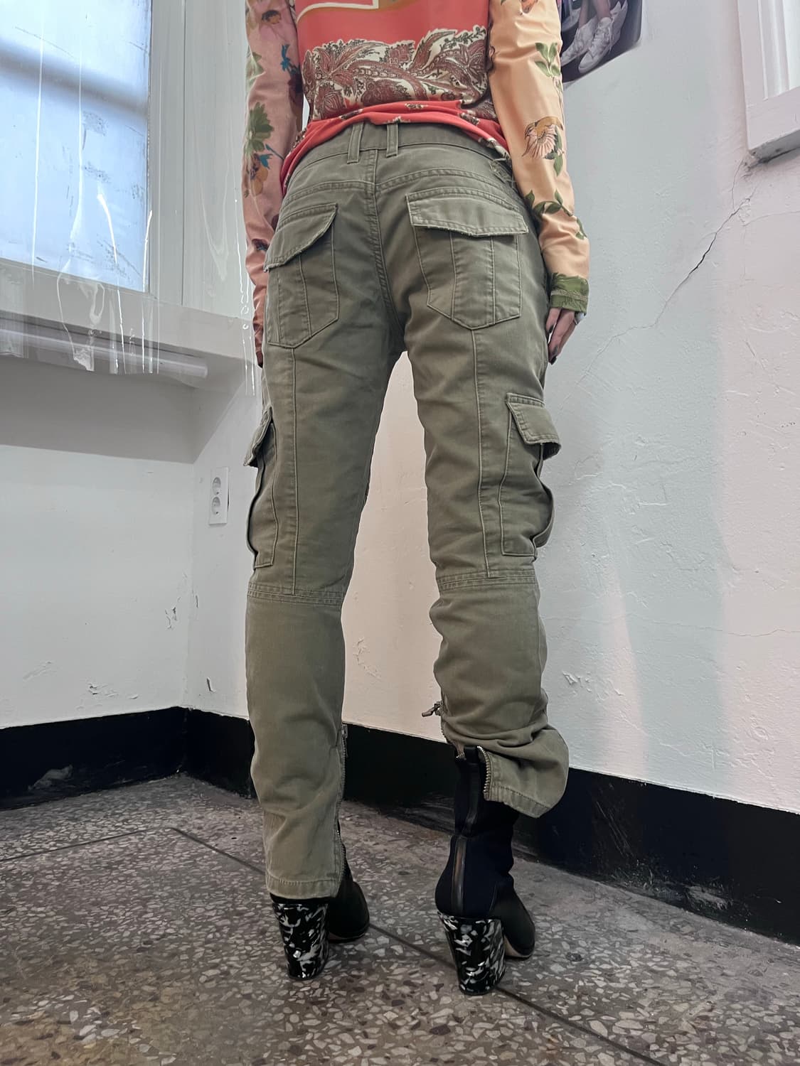 Balmain cargo pants | 후루츠패밀리