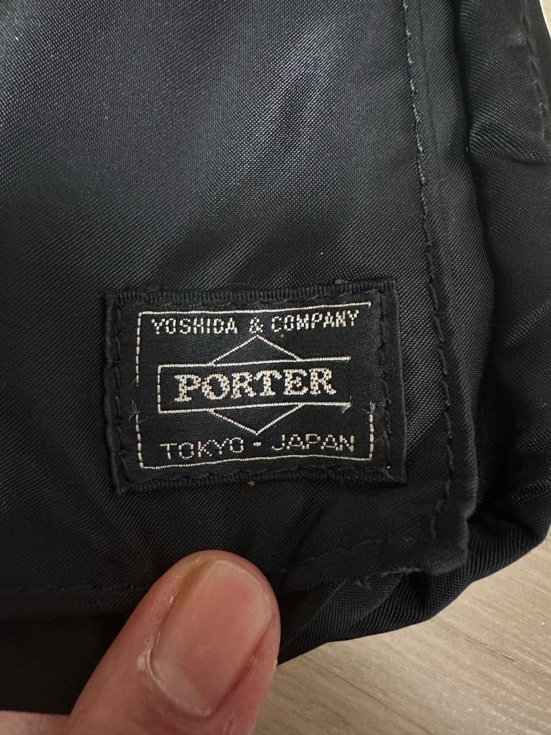 PORTER 요시다 포터 숄더백 블랙 L - 후루츠패밀리