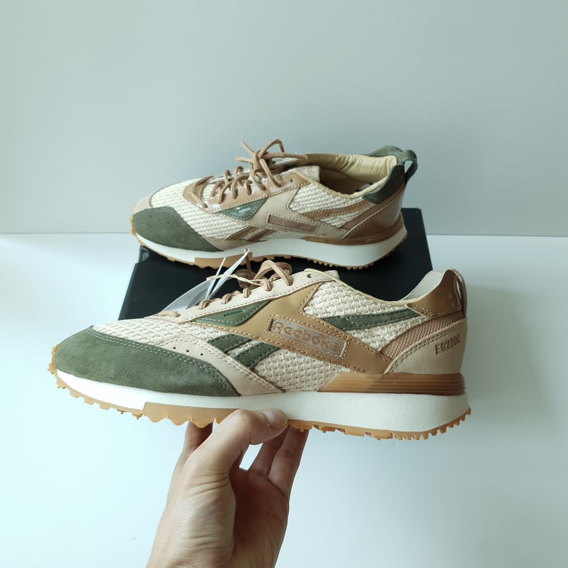 ENGINEERED GARMENTS x REEBOK | 후루츠패밀리