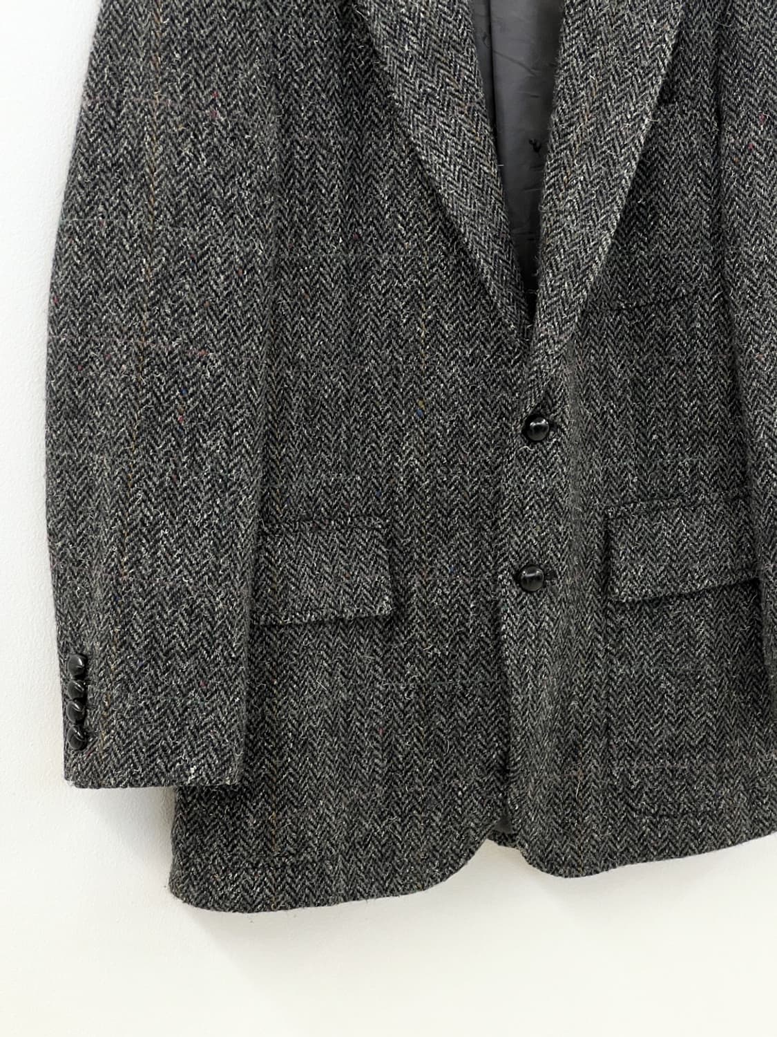 Avon House herringbone jacket | 후루츠패밀리