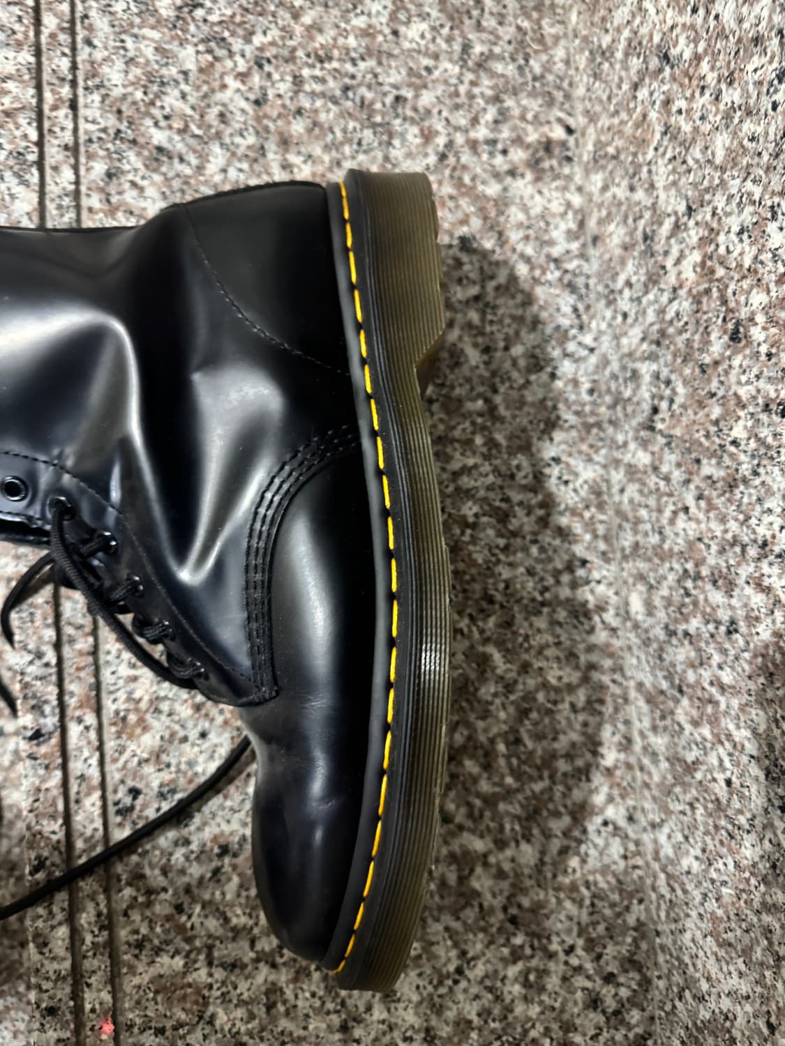 [290] 닥터마틴 1460 스무스 블랙 8홀 | 후루츠패밀리