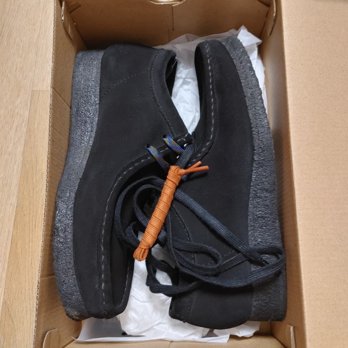 클락스 왈라비 블랙 260 uk7.5 +빈센트 슈레이스 - 후루츠패밀리