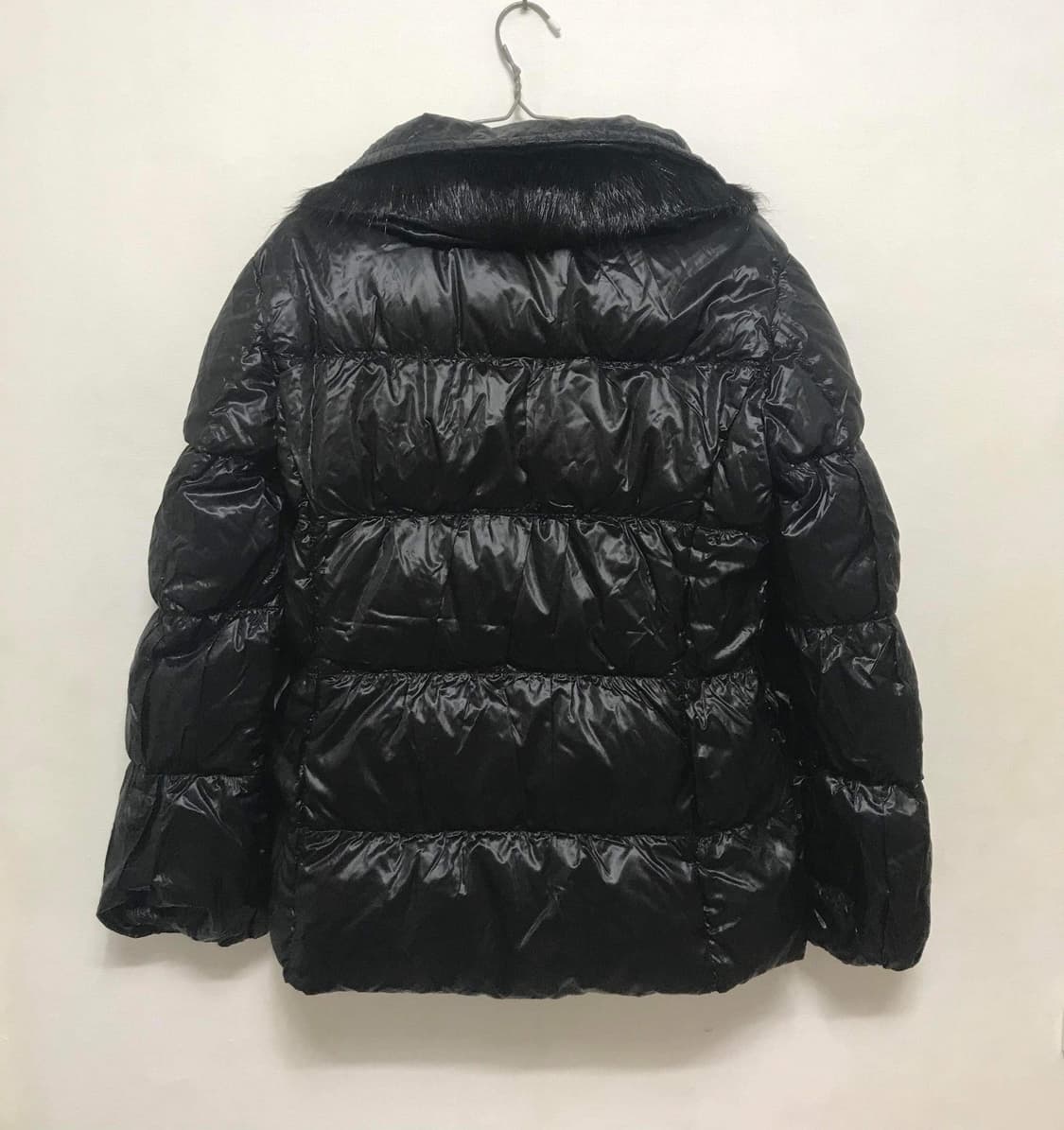 정품)PRADA프라다 여성 패딩 42R size - 후루츠패밀리