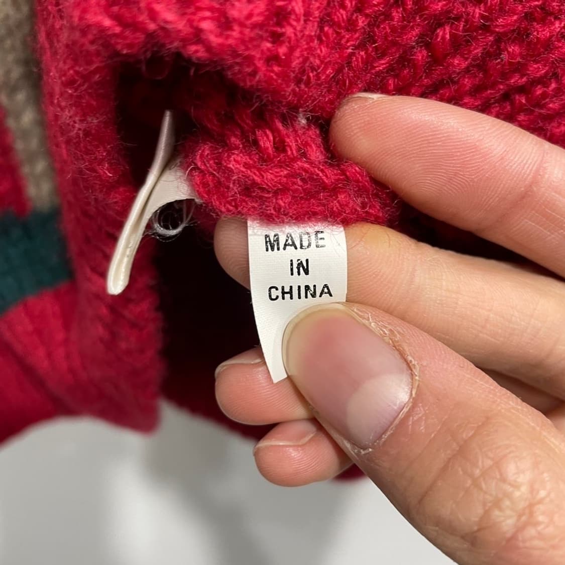 close ranks 니트 | 후루츠패밀리