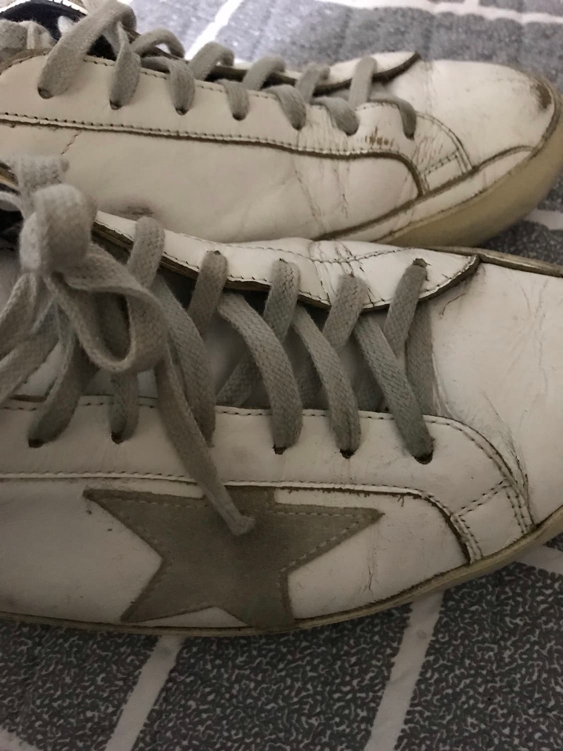 골든구스 스니커즈 41 260~265 - 후루츠패밀리