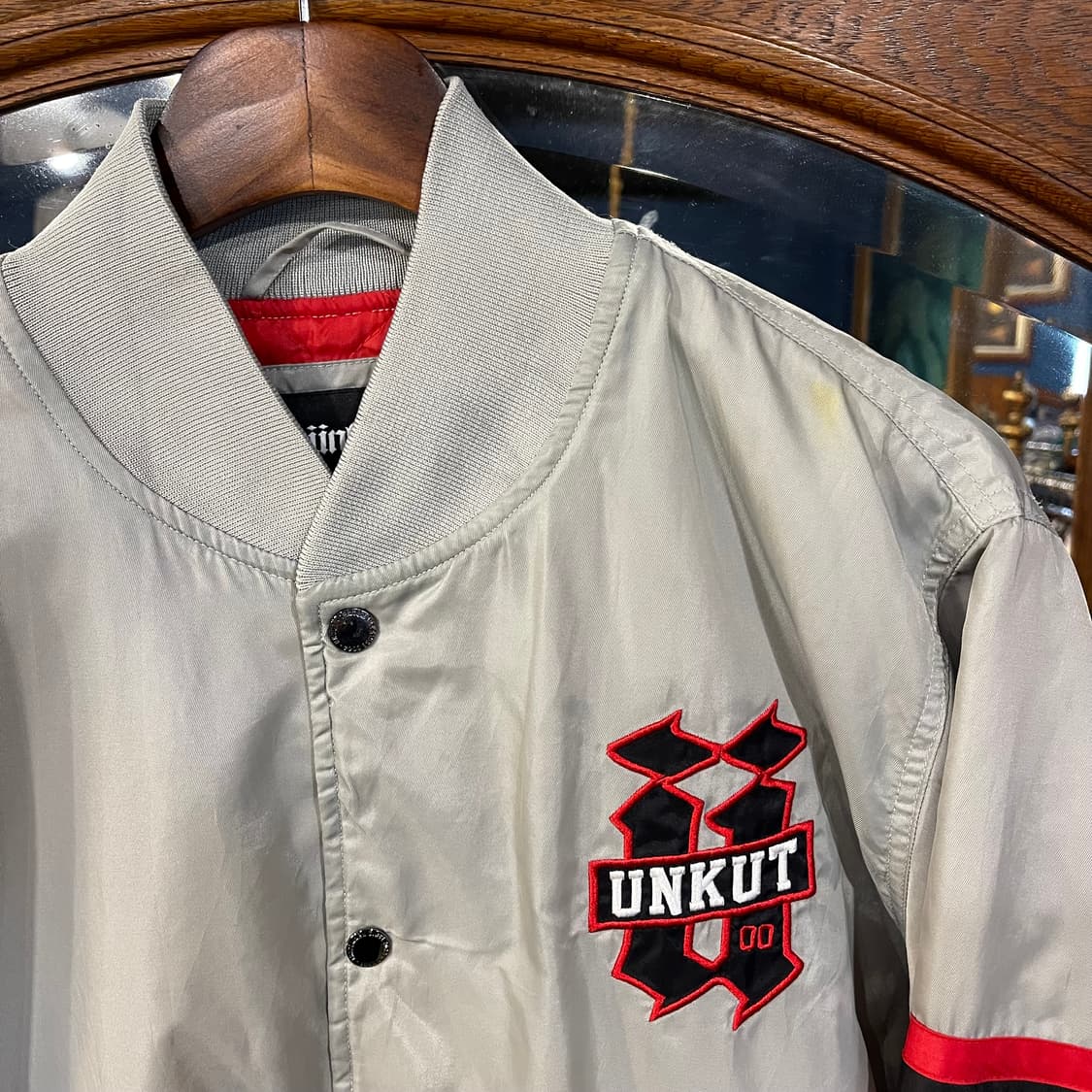 UNKUT 자켓. | 후루츠패밀리