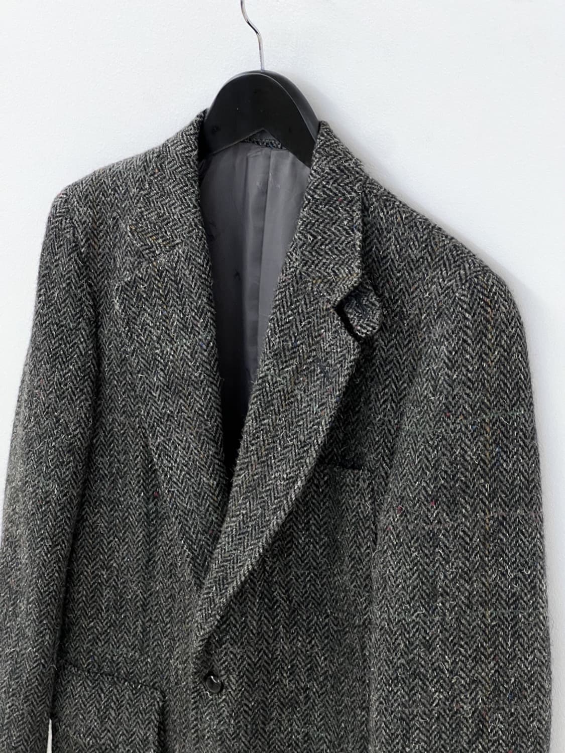 Avon House herringbone jacket | 후루츠패밀리