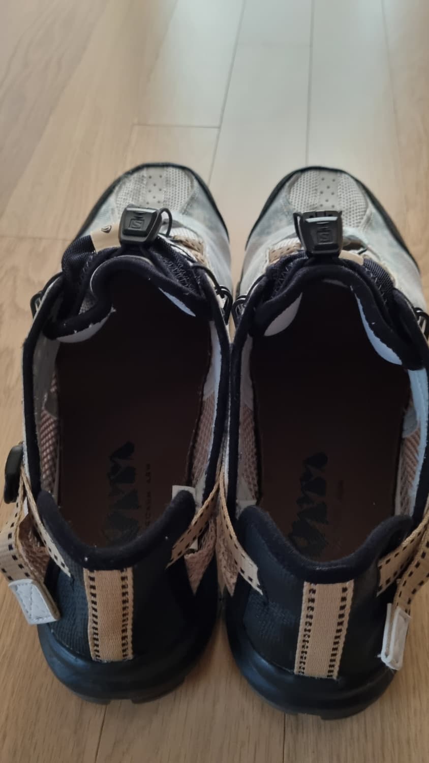 살로몬 브로큰암 테크앰피비안 290 us11 - 후루츠패밀리