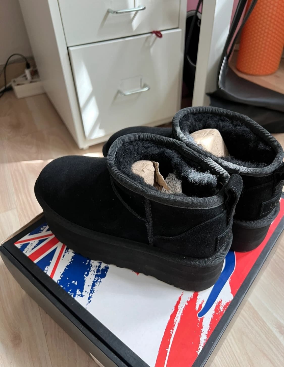 어그 220 새상품 | 후루츠패밀리