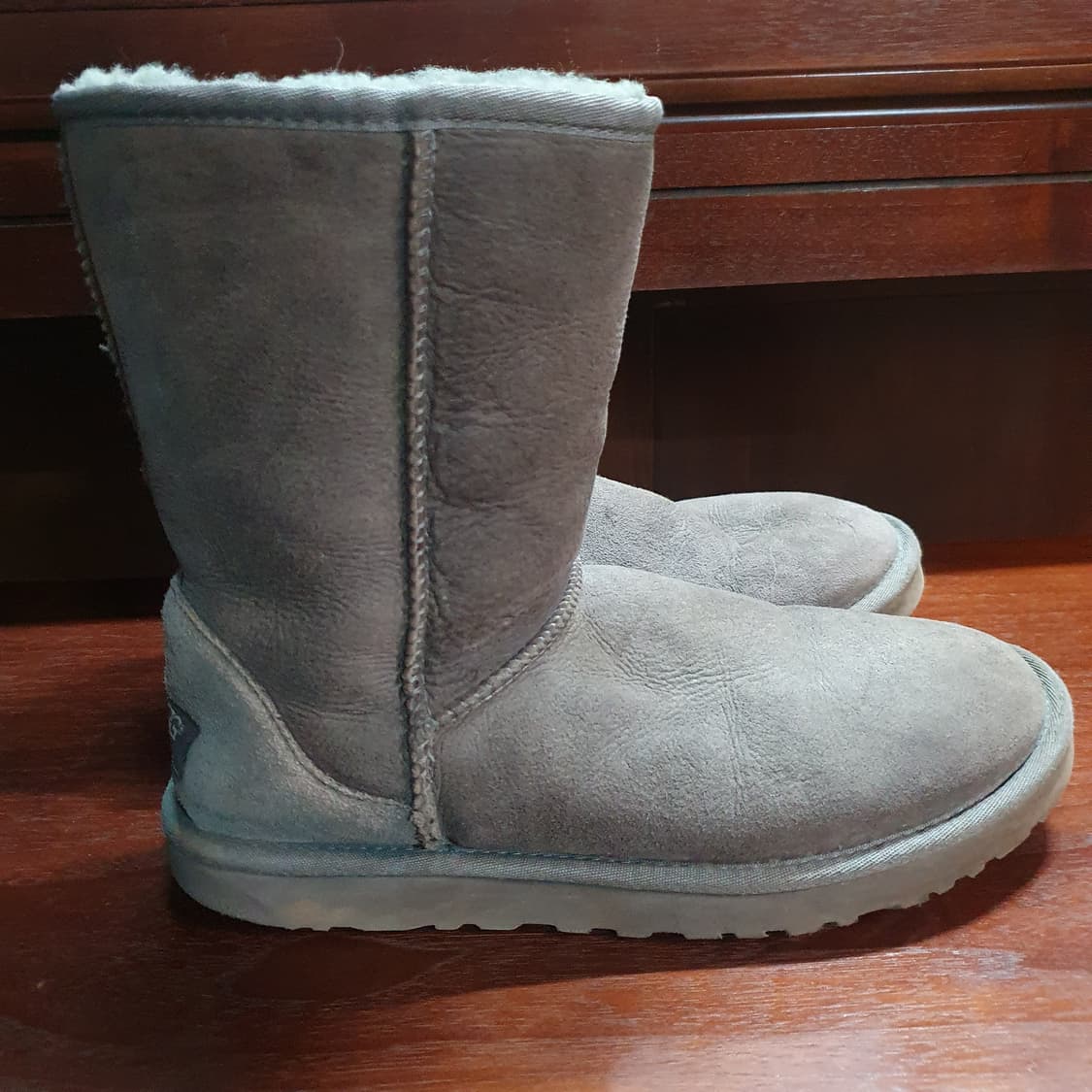 Ugg 어그부츠 | 후루츠패밀리