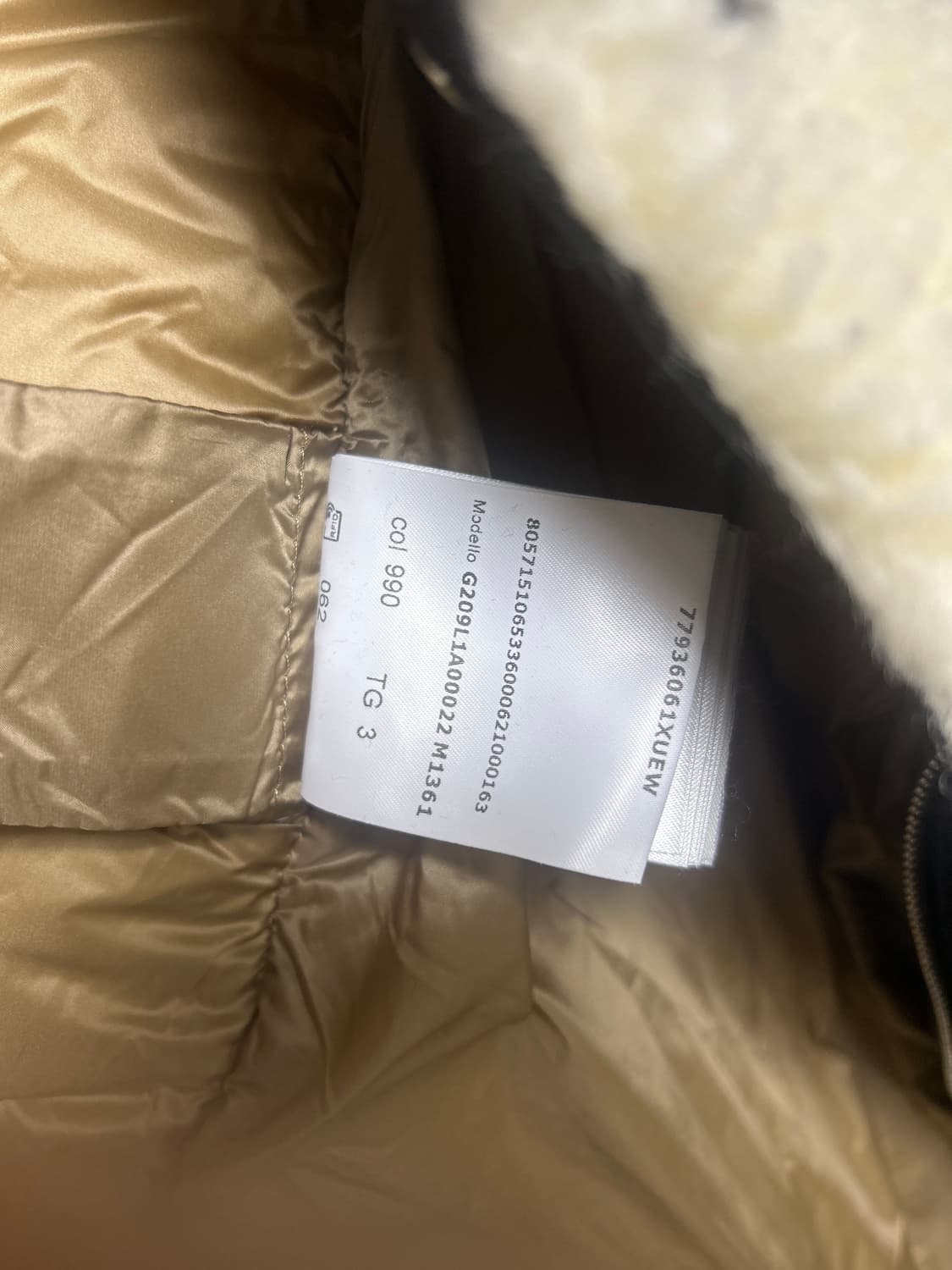 몽클레어x 팜 엔젤스 바덴 쇼트 다운 자켓 블랙 화이트 - 21FW 3사 | 후루츠패밀리