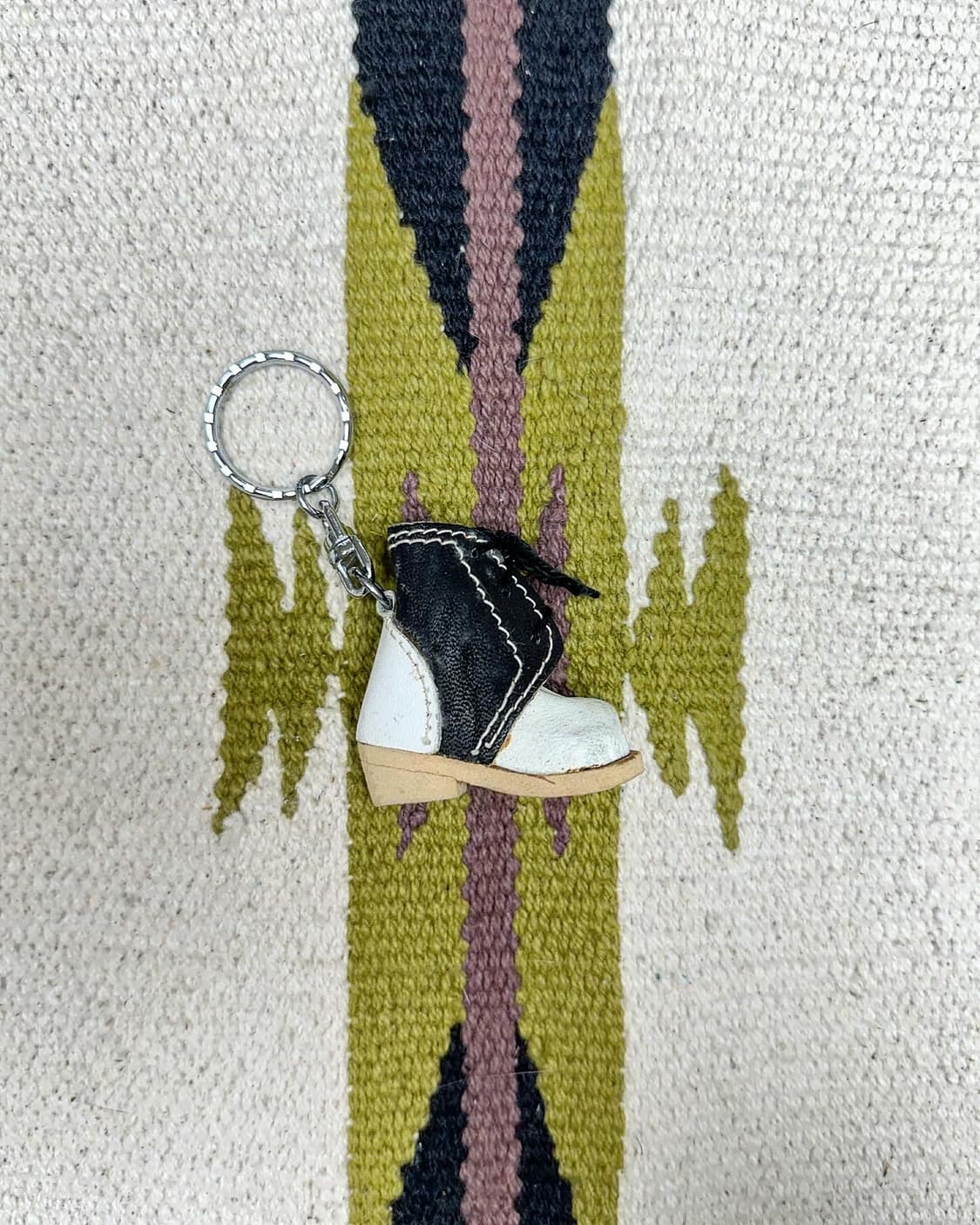 leather boots keyring | 후루츠패밀리