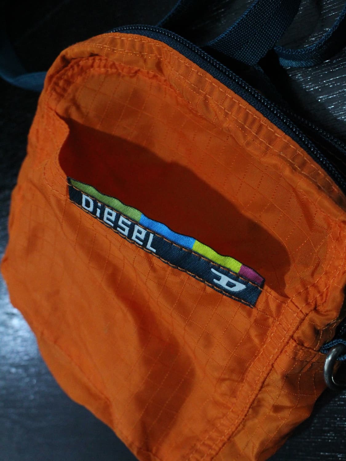 DIESEL Sporty Cross Bag | 후루츠패밀리