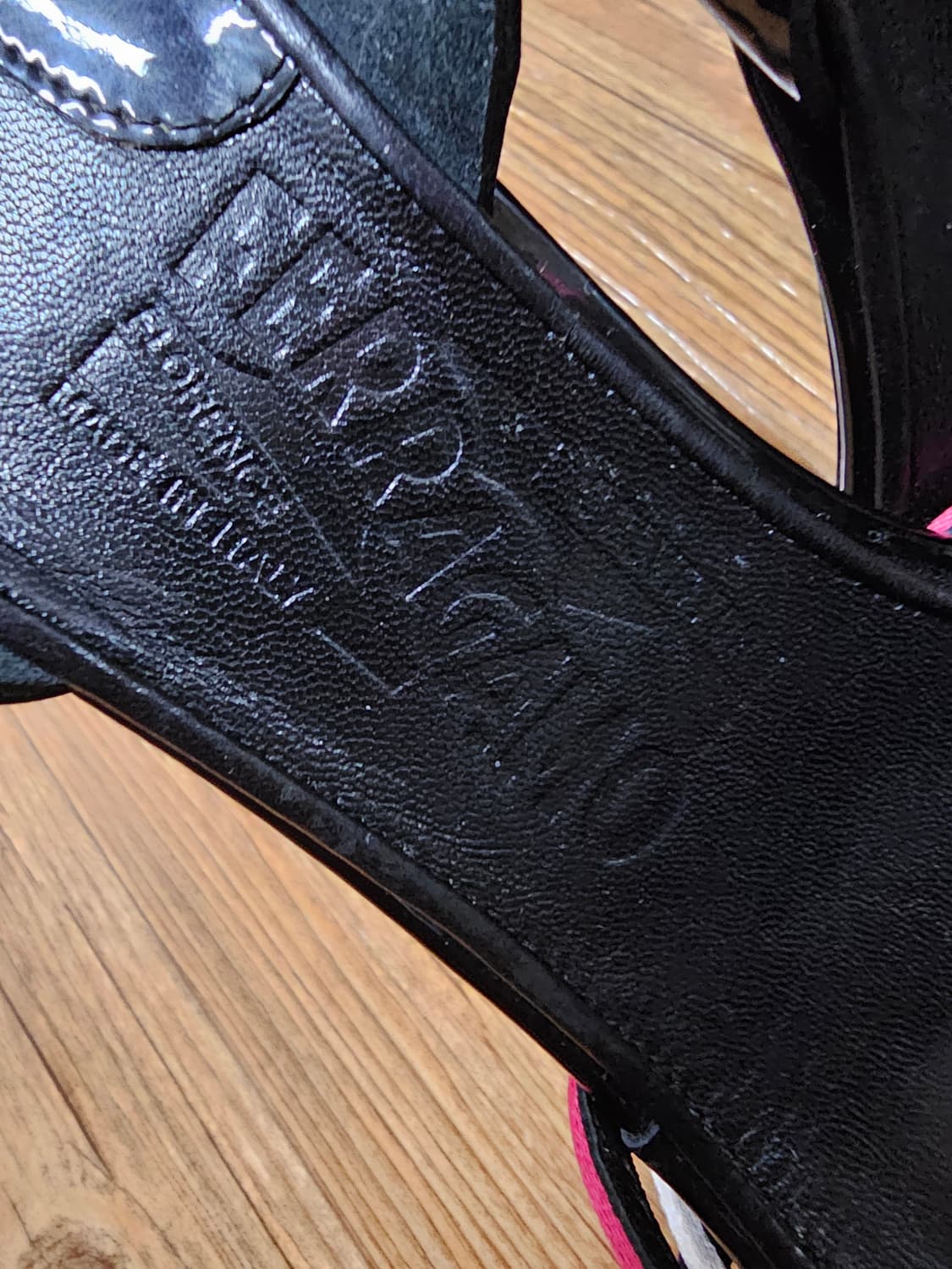 페레가모 샌들 통통235-240 굽높이 8센티 | 후루츠패밀리