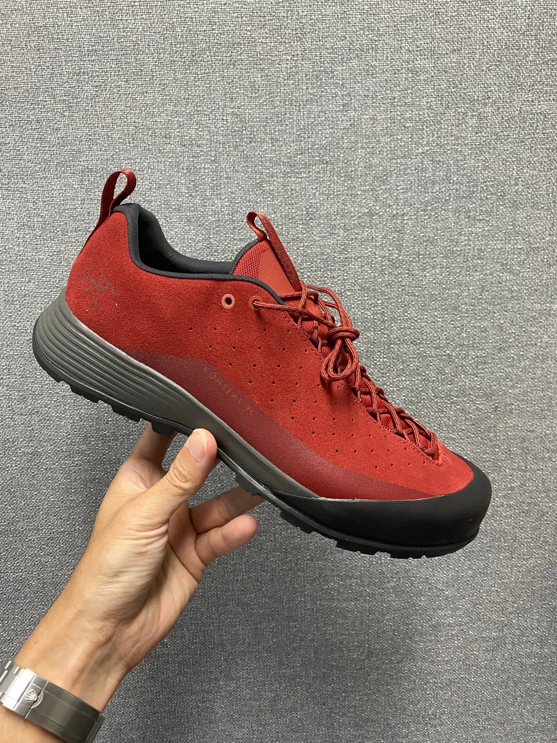 아크테릭스 컨실 fl2 레더 레드 - 후루츠패밀리