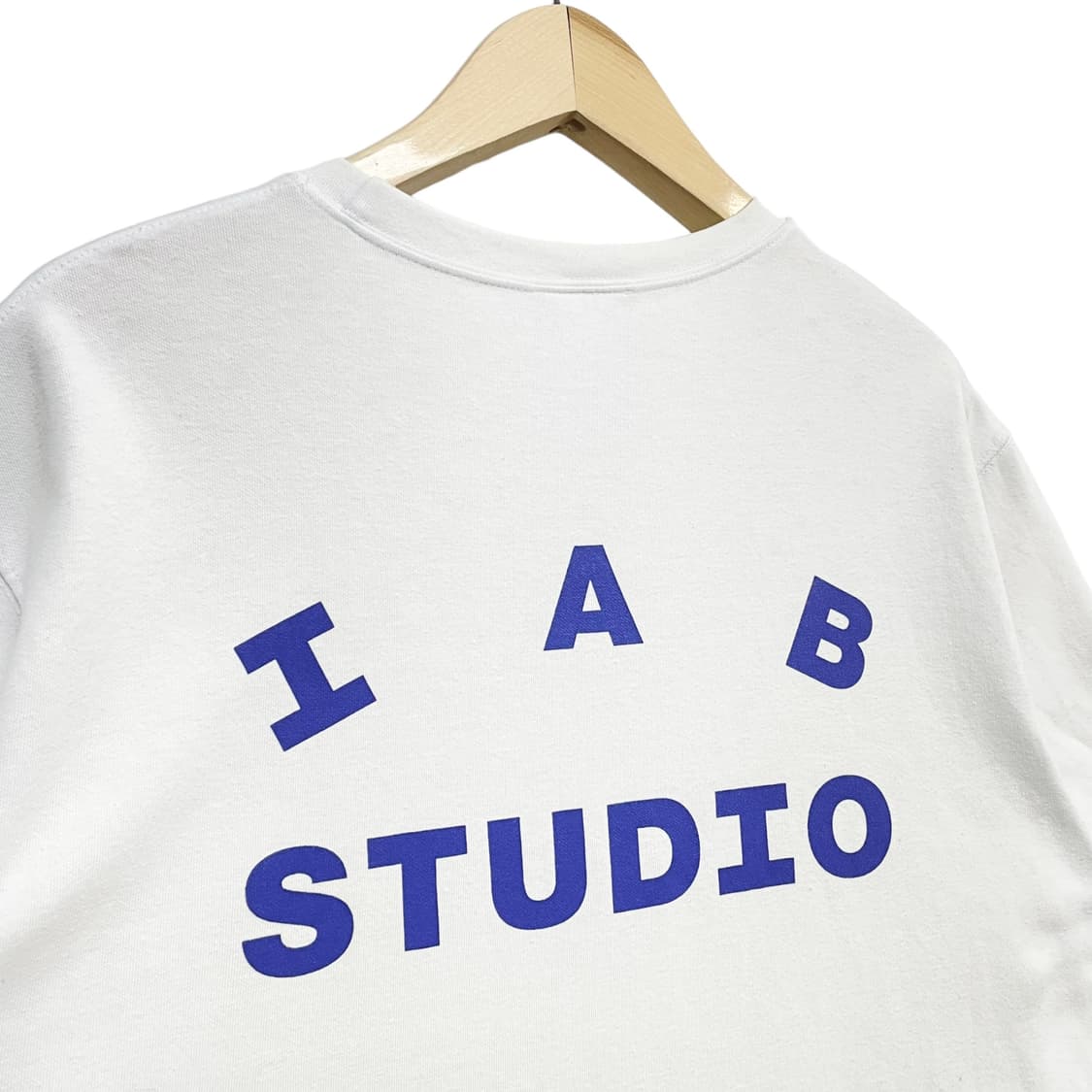 IAB Studio Short Sleeve Tee | 후루츠패밀리