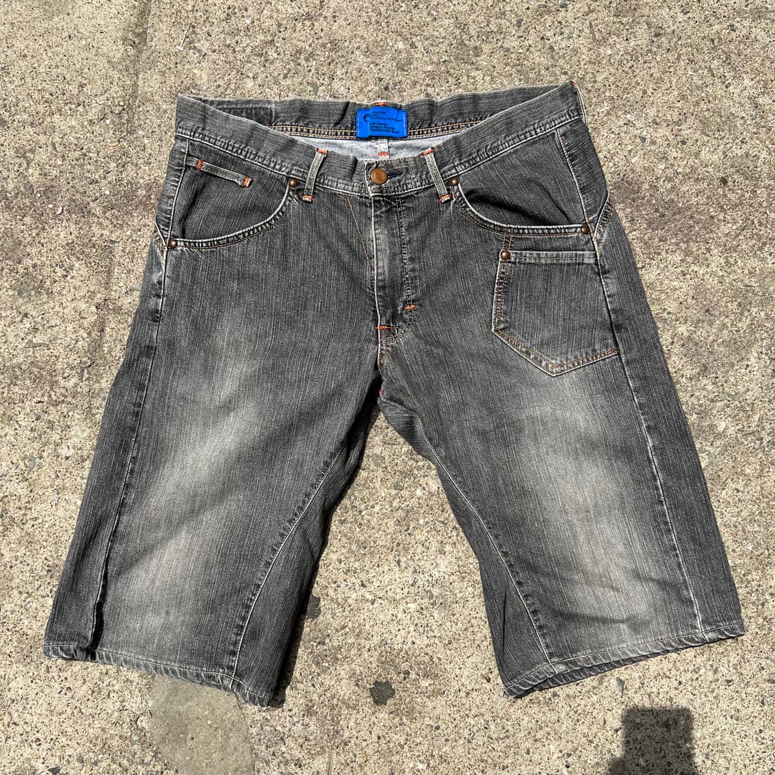 Edwin E-Function 3D 데님 카프리 숏츠 | 후루츠패밀리