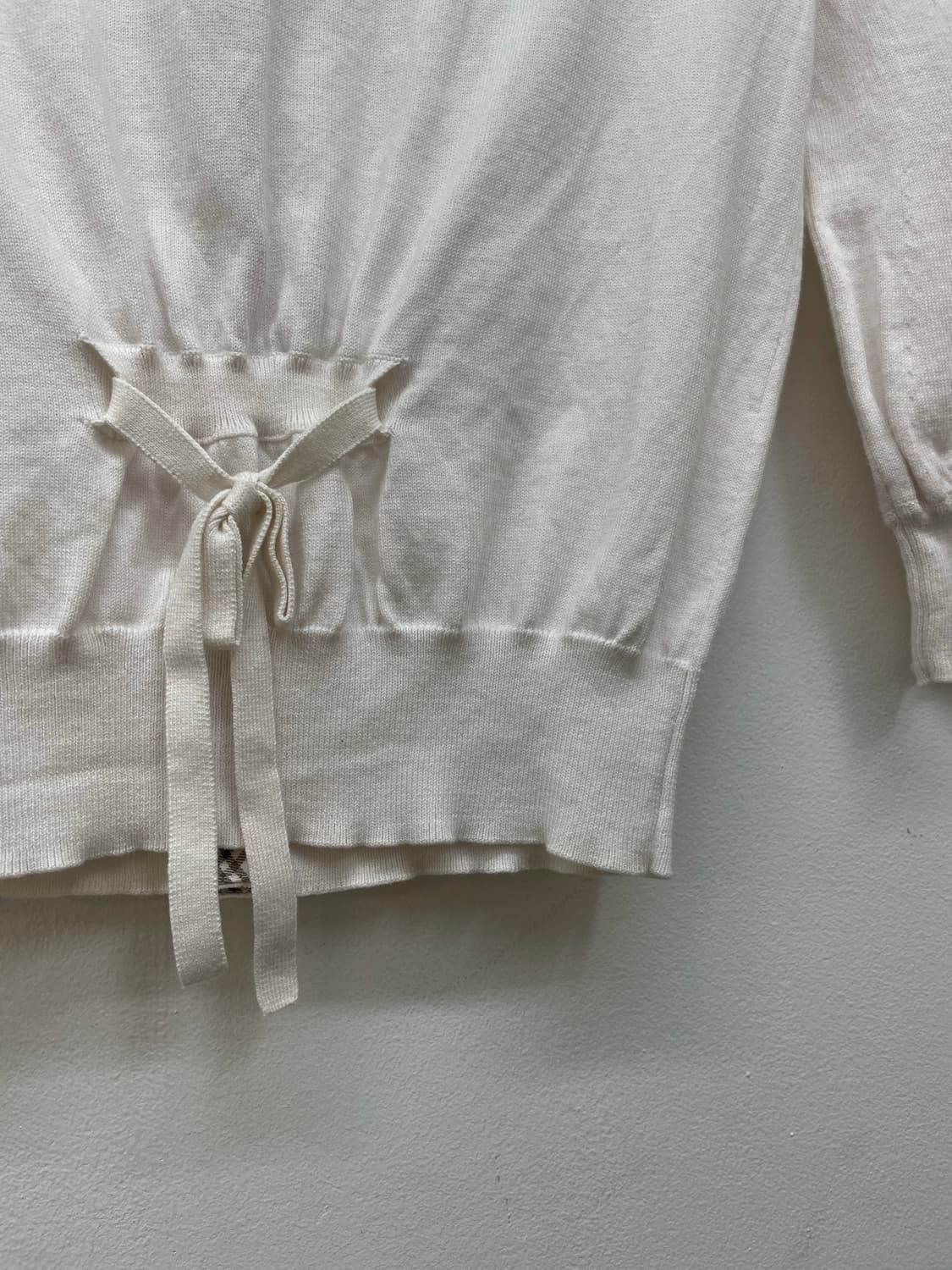 Burberry string knit cardigan | 후루츠패밀리