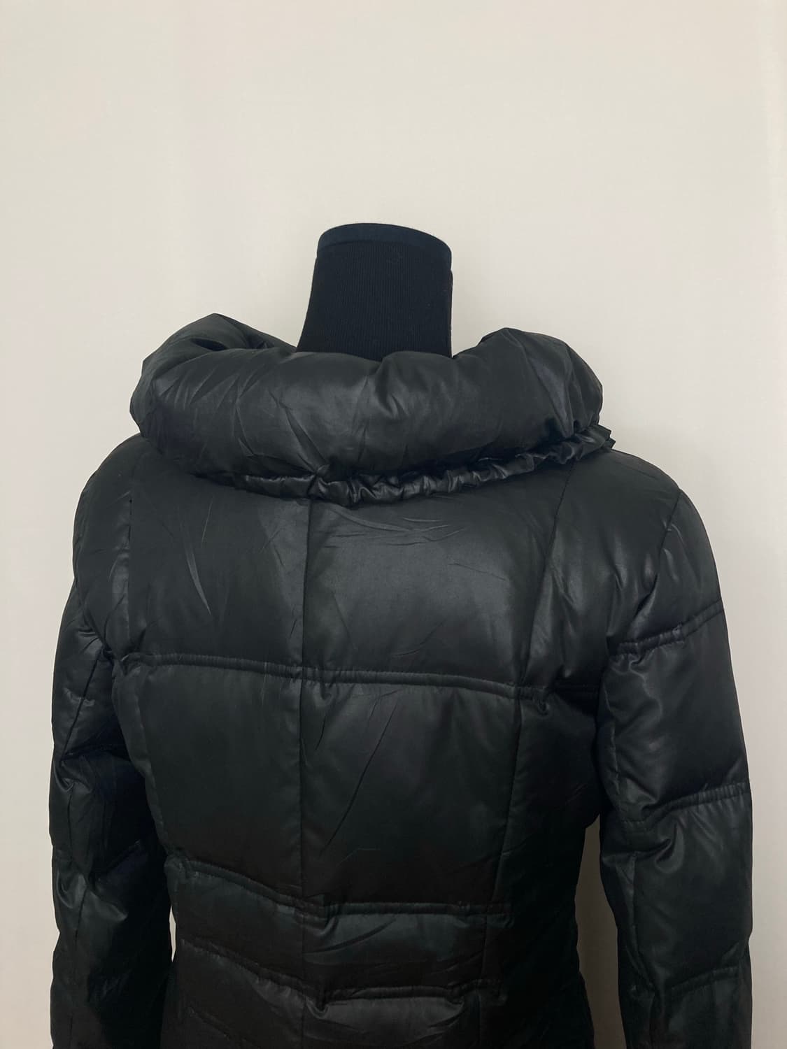 VINTAGE POINT NECK PADDING | 후루츠패밀리